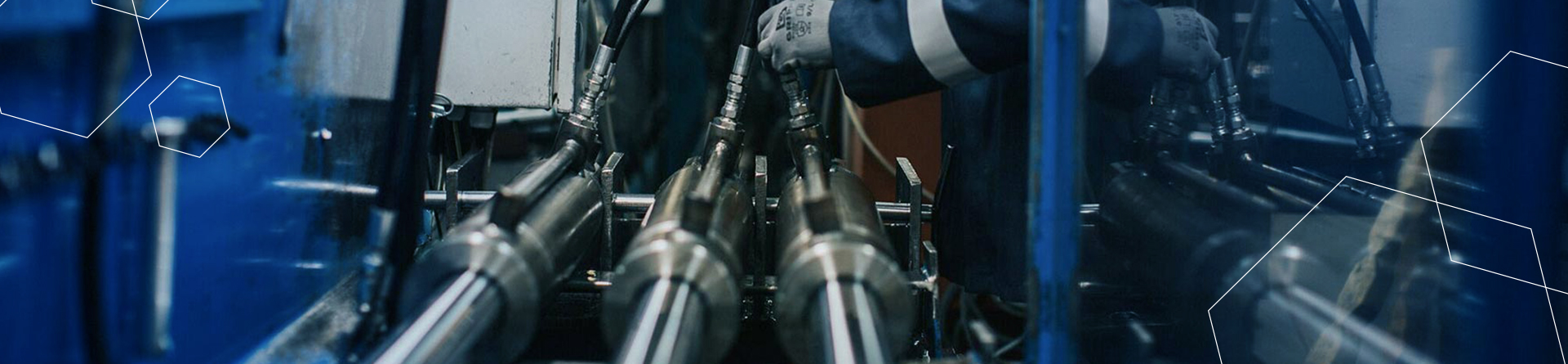 Who uses SOLIDWORKS Simulation?